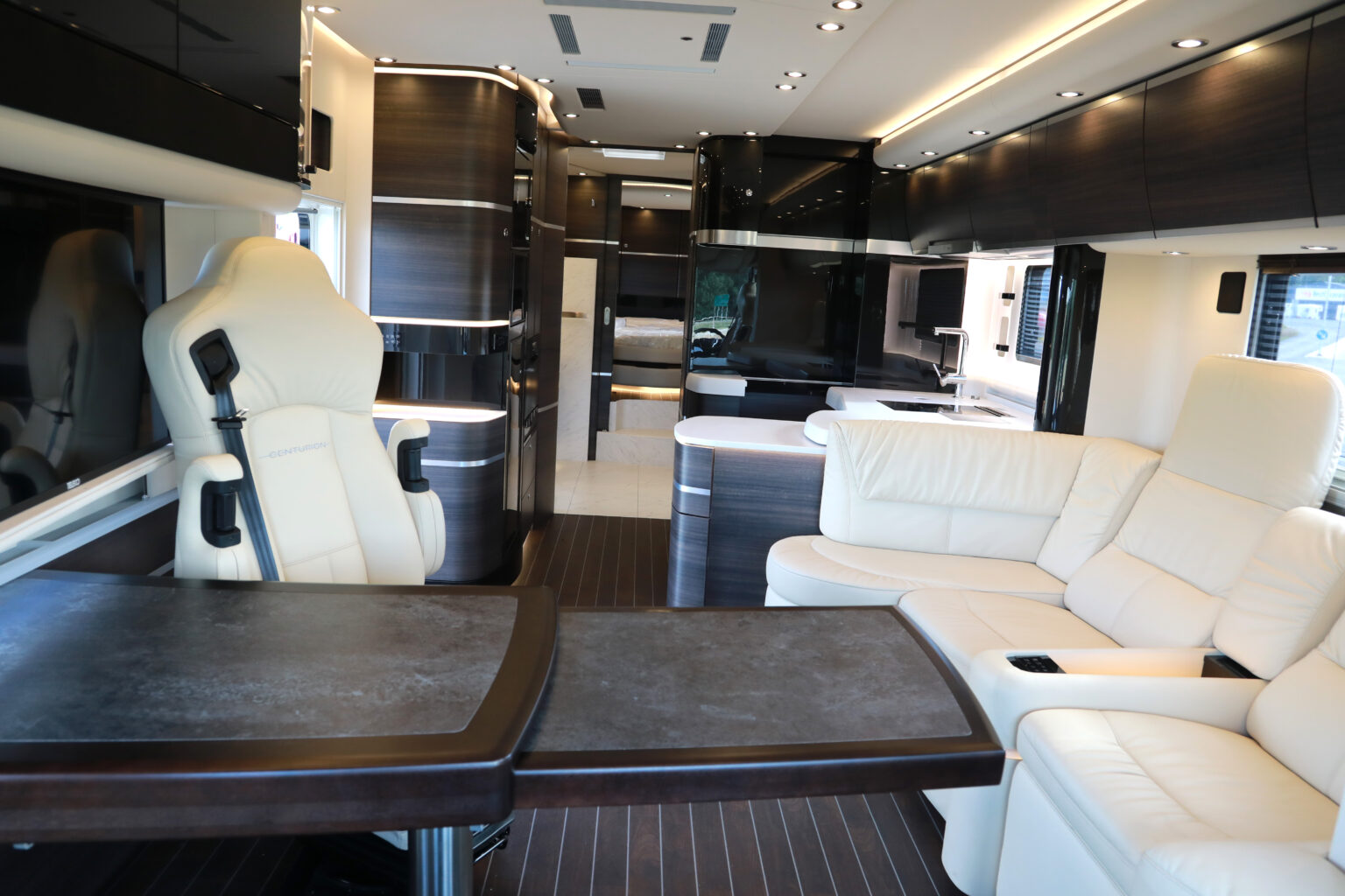 Concorde Centurion – tällainen on Lahden Caravan 2022:n kallein ...