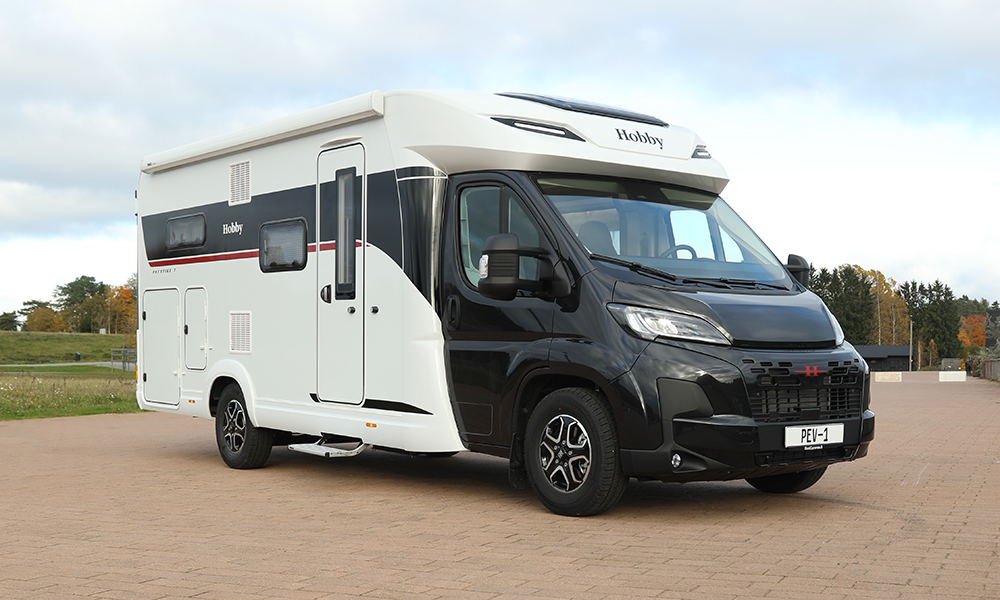 Koeajossa: Hobby Prestige T 710 GE -matkailuauto – Uuden premium-sarjan ...