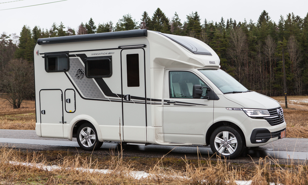 Koeajossa: Knaus Tourer Van 500 MQ -matkailuauto – Uusi alusta ja uusia ...