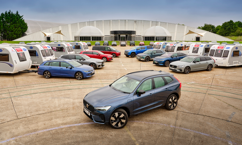 Brittikaravaanarien järjestö laittoi taas matkailuvaunujen vetoautot ...